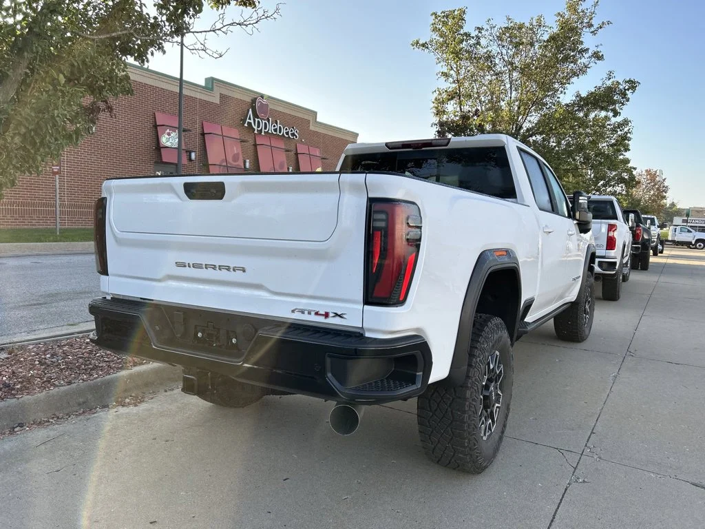 White-Sierra-2500-AT4x-2.jpg | GMC AT4 Forum